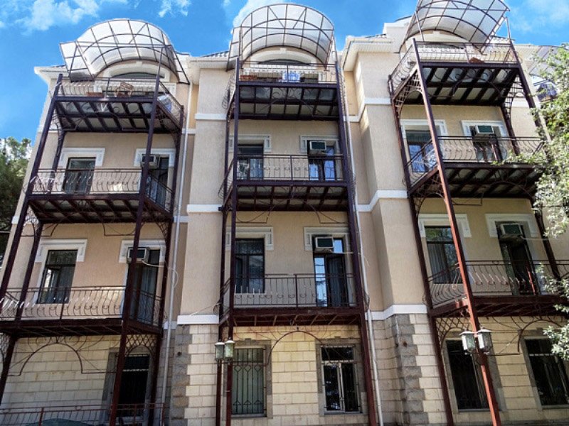 Отдых в Ялте частный сектор недорого. Ялта снять жилье для отдыха без посредников. «БРИЗ» ГОСТИНИЦА