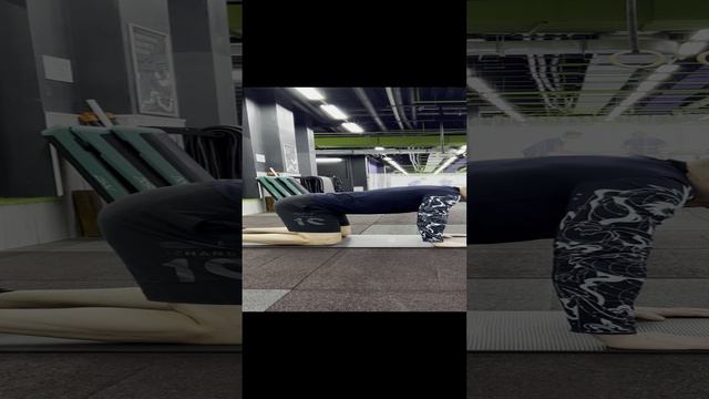 протракция лопаток стоя на четвереньках