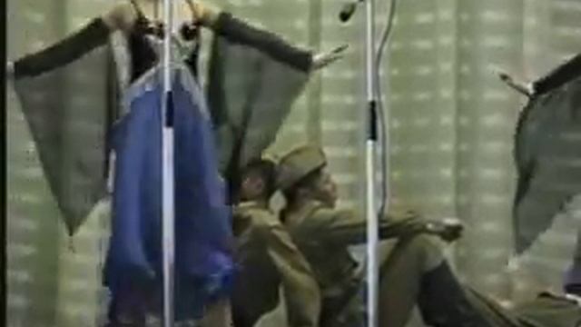 Концерт студентов посвященный 55летию победы  13 03 2000.mp4