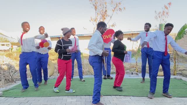 Привет из Африки от Джентльменов !