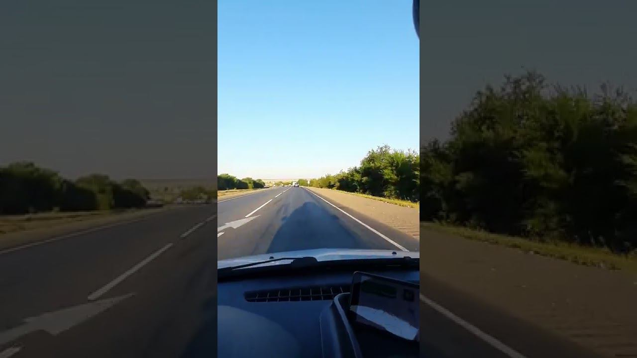 Пробка в 6.30 утра. река Пичуга перед Волгоградом. 05.08.2021