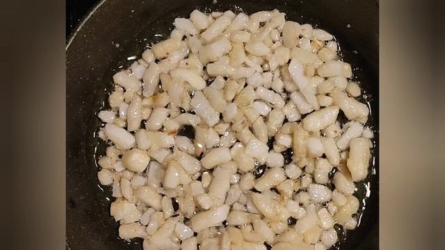 Хот-дог с хрустящим луком