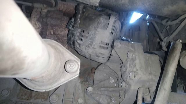 Фиат Дукато (Fiat Ducato) снятие генератора.
