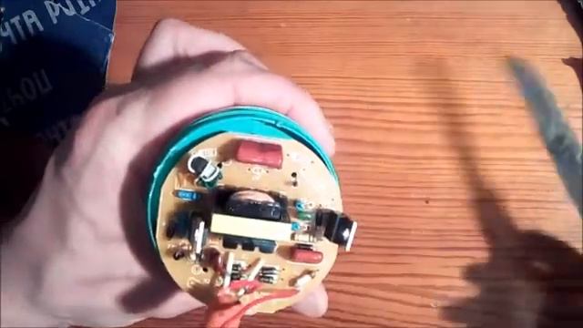 Что внутри энергосберегающей лампочки