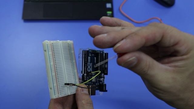 Урок 1. Маячок