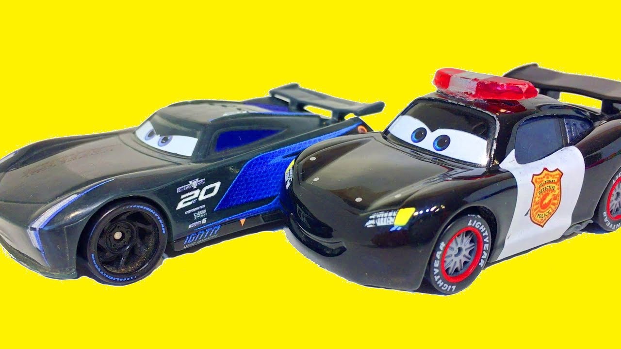 Тачки Дисней Молния МакКуин vs Джексона Шторма Мультики про Полицейские Машины