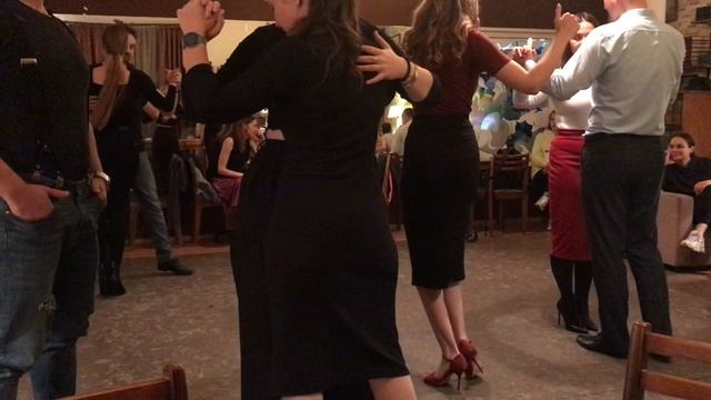 #1 аргентинское танго. Городская практика в анти кафе «Коммуникатор». Екатеринбург 17.10.22