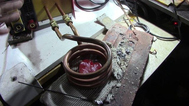 Часть 4  НЕМНОГО  ПРО НАСТРОЙКУ. Правильное расположение конденсаторов это важно.