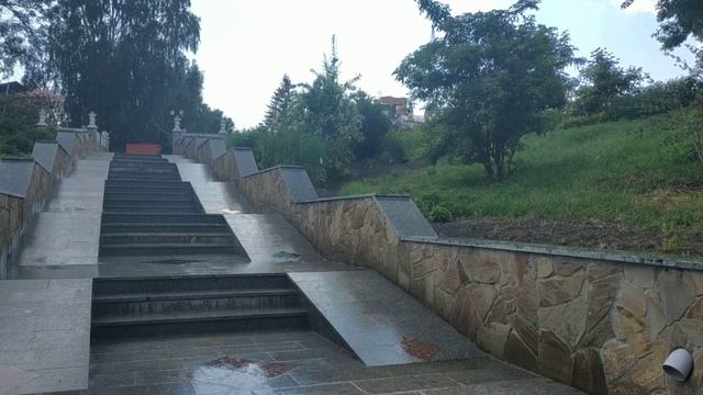 Ризоположенческий мужской монастырь.Томашовка.Возле храмов Зограф и Хиландар.13.06.2019