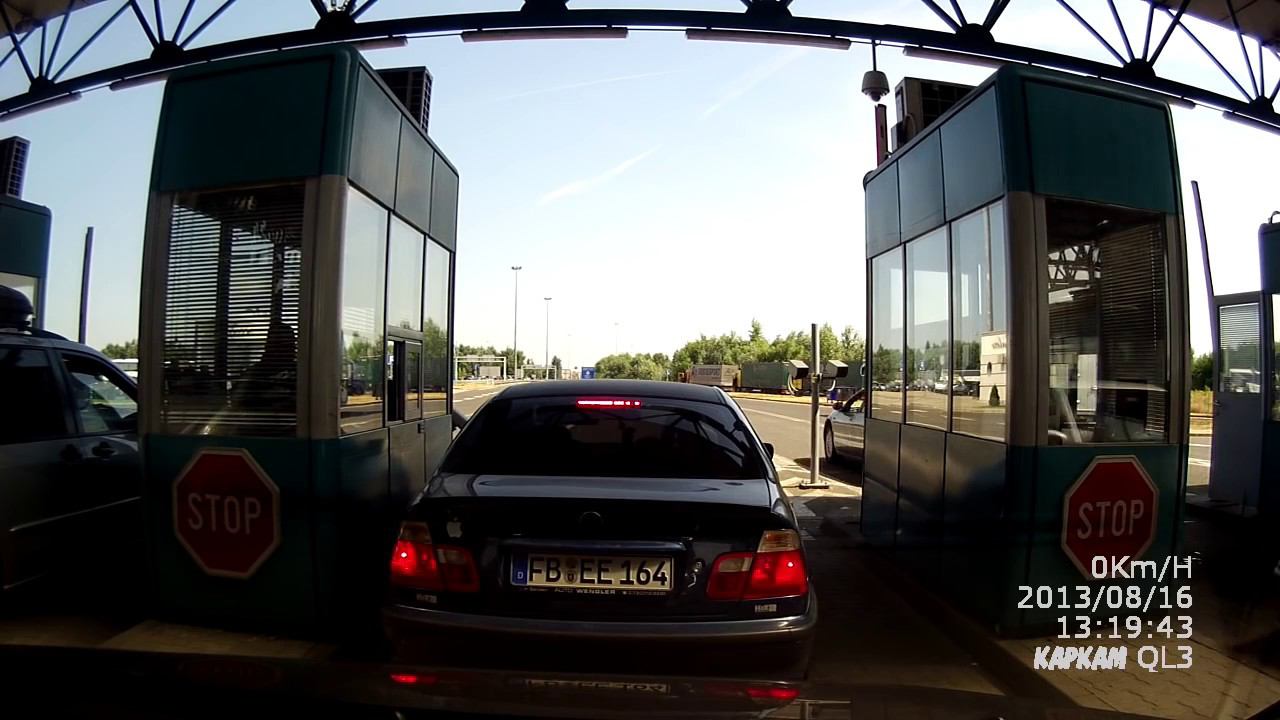 Crossing Border Serbia -Hungary on E75 -- Граница: Сербия- Венгрия Е75 (Хоргош  Реске)