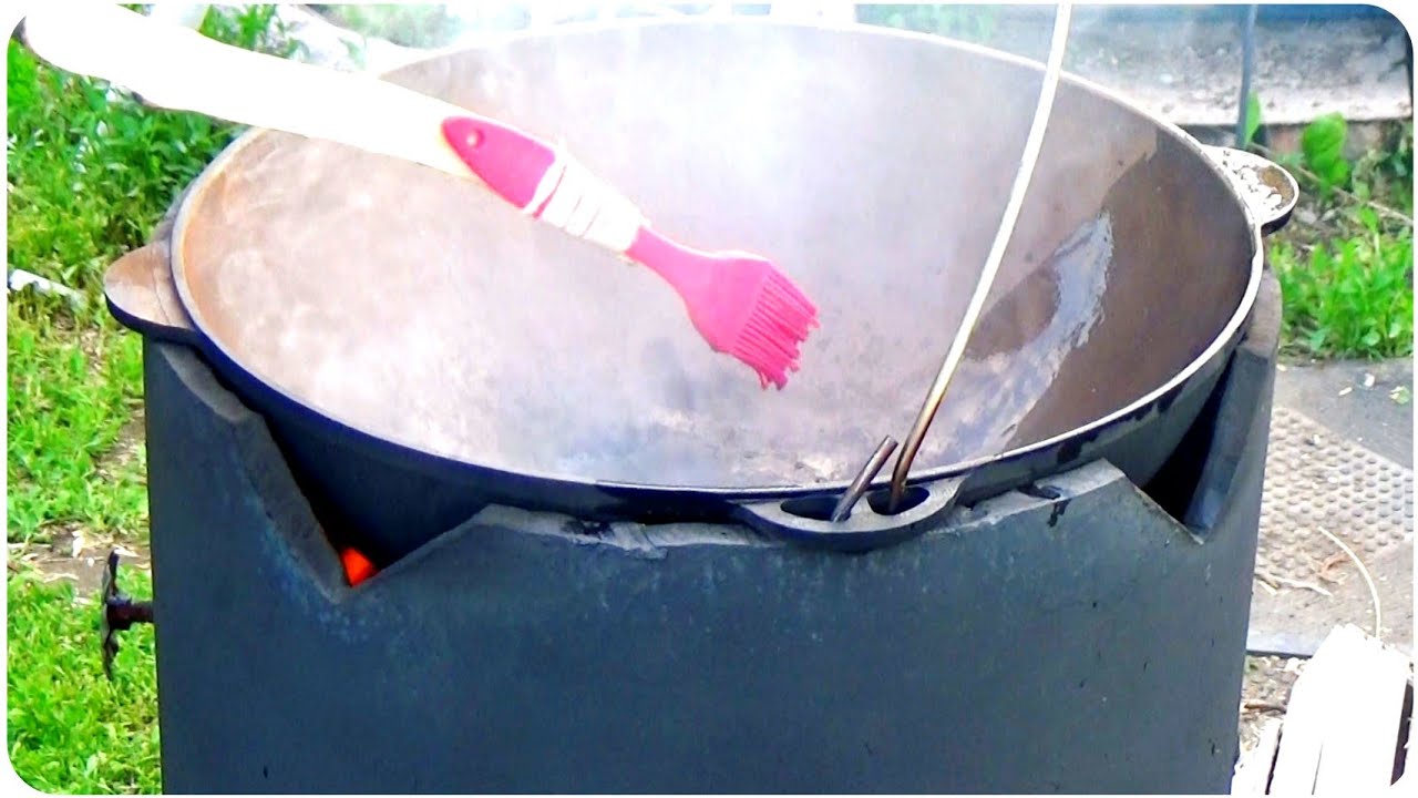 Как правильно обжигать чугунный казан для плова и чем обрабатывать.  Какой казан лучше выбрать.