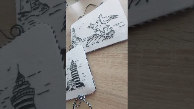 Морская тема - маяки, чайки...