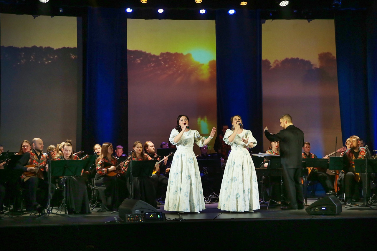 Отрывок с юбилейного концерта Светланы Масло "Ты - любовь моя, Русь великая!"