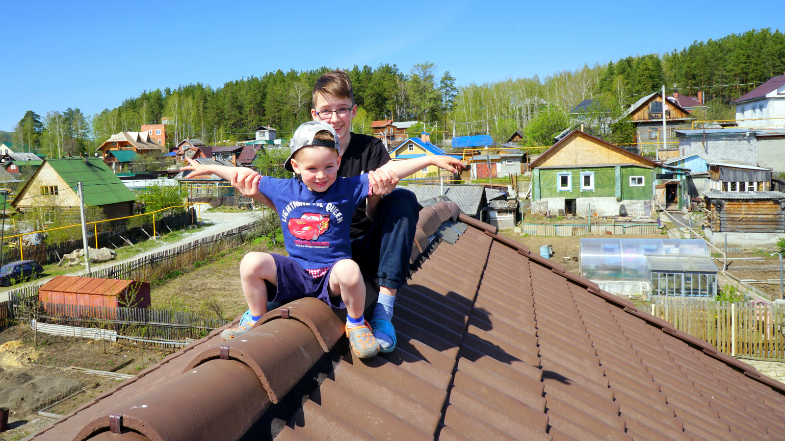 Первомай! Красивая КЛУМБА, мегасубботник, ВЕЛИКИ, берёзовый СОК