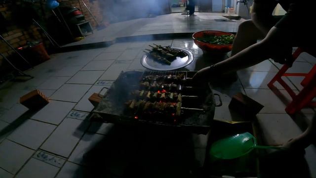 ПРОВИНЦИЯ ВО ВЬЕТНАМЕ, НЕ КАЖДЫЙ ДЕНЬ ВСТРЕТИШЬ МАСТЕРА ВОСТОЧНЫХ ПРАКТИК - ИГЛОТЕРАПИЯ