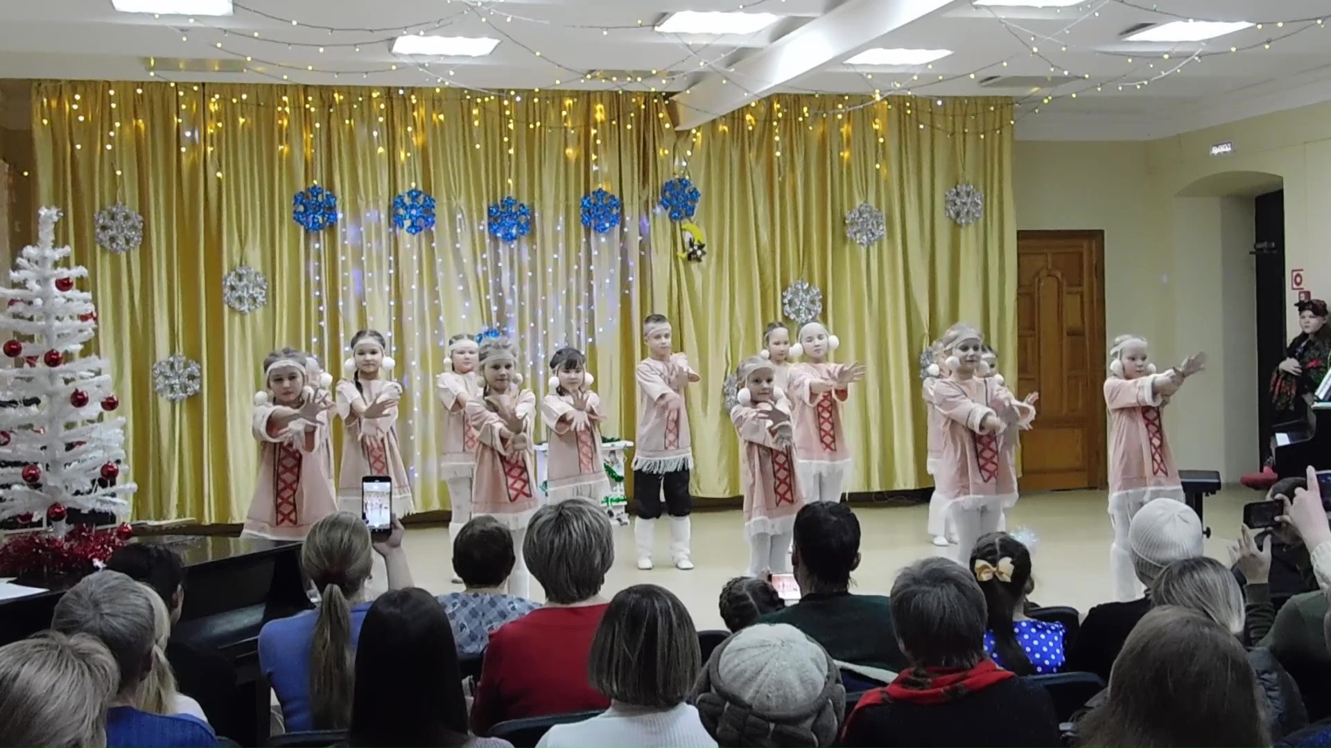 2023г. 26 декабря. Детская школа искусств. ч.9. Мариинский Посад