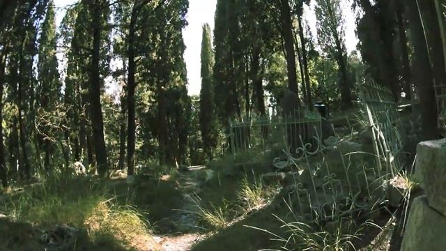 Кладбище XIX века в Алупке
