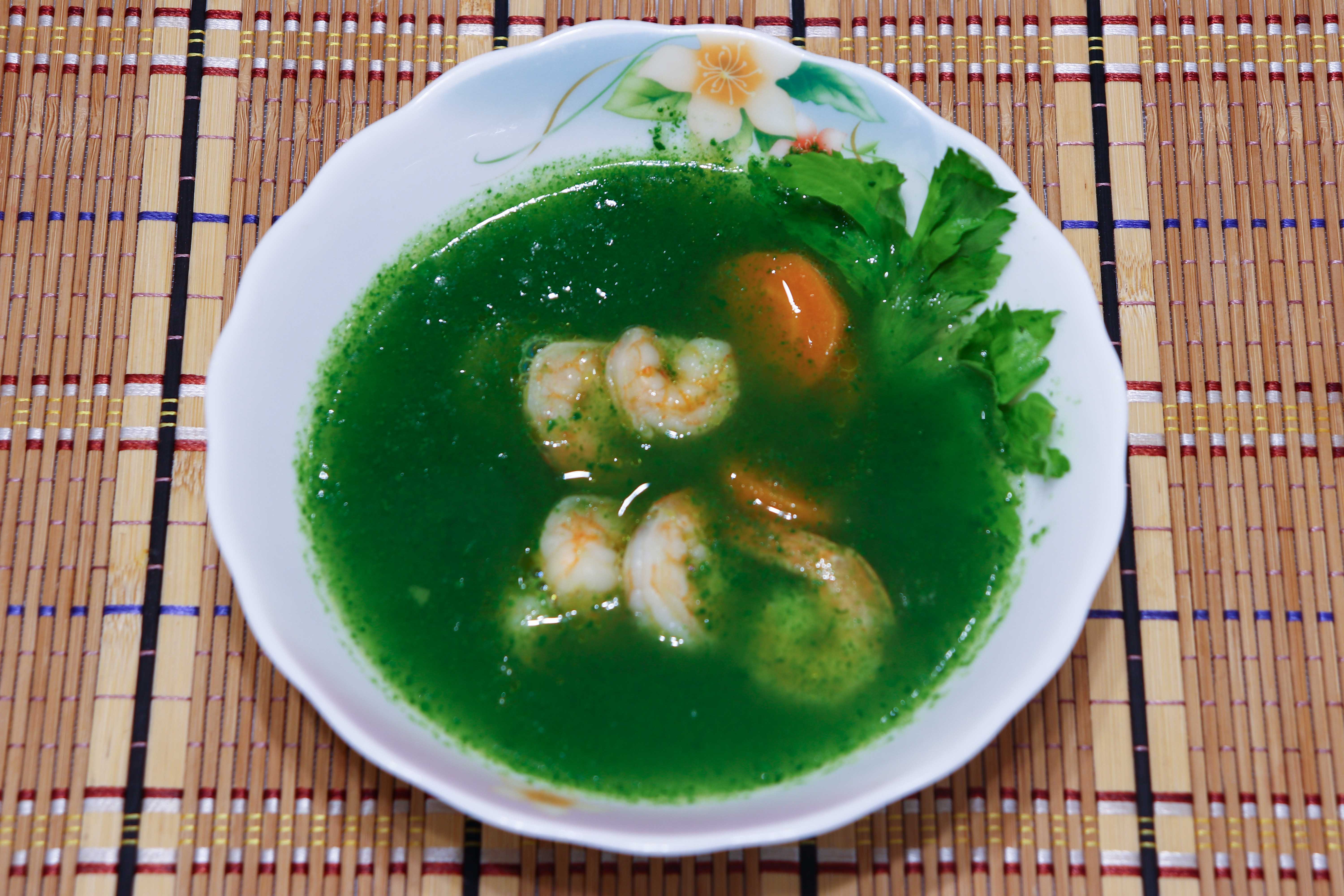 Постный суп с креветками