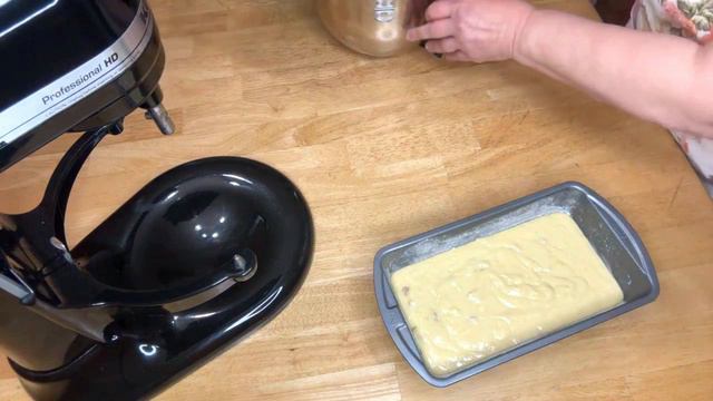 Кекс пятиминутка с карамельными капельками