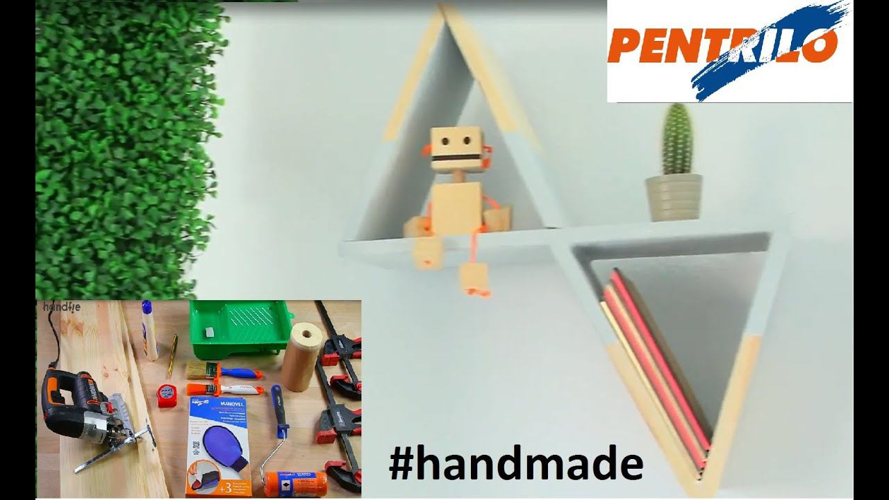 Оригинальная полочка, хрупкими женскими руками.