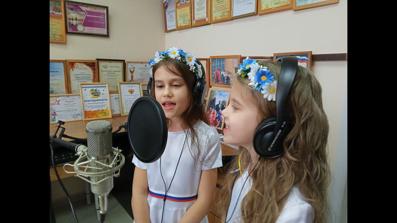 Афанасенкова Вероника и Меланич Арина