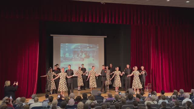 Случайный вальс на отчетном концерте ПМКК