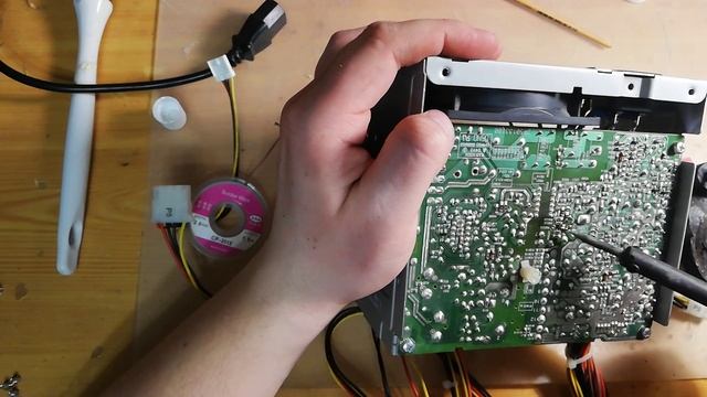 Замена конденсатора у  блока питания