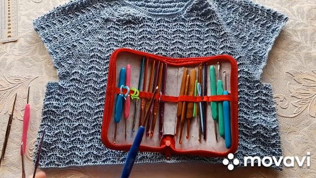 Джемпер крючком.  Нужен совет.