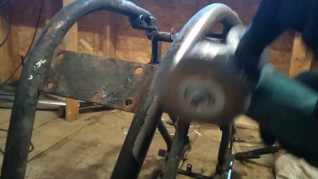 Ява 350_638 Зачистка рамы для покраски. 2 Часть.