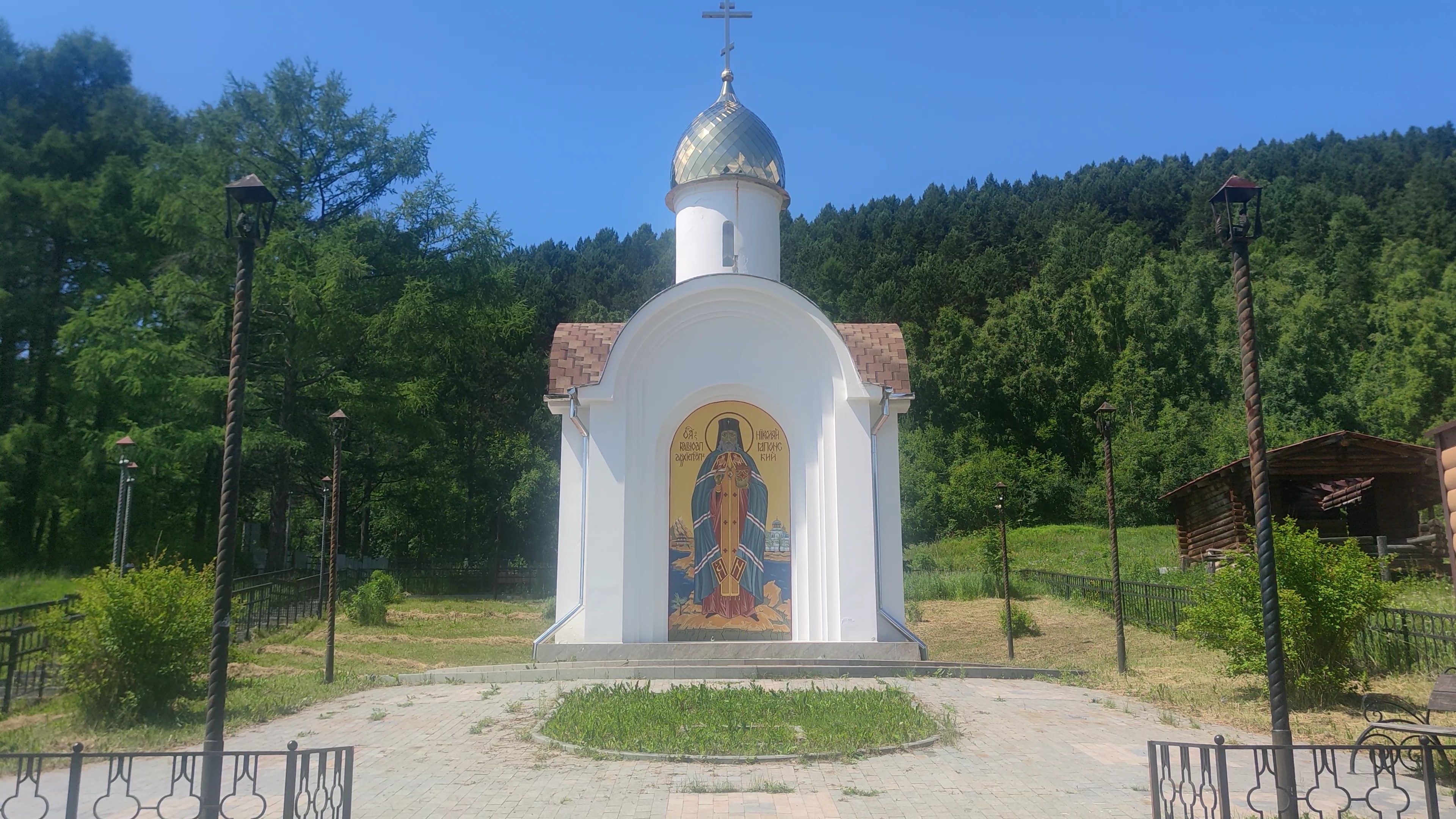 Часовня Николая Японского в Листвянке.