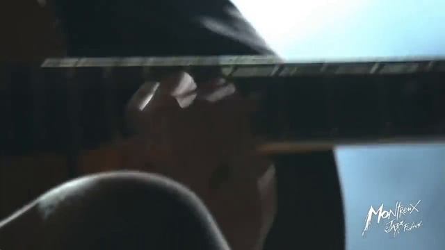 Caro Emerald - Liquid Lunch (Live at Montreux Jazz Festival) (1).mp4