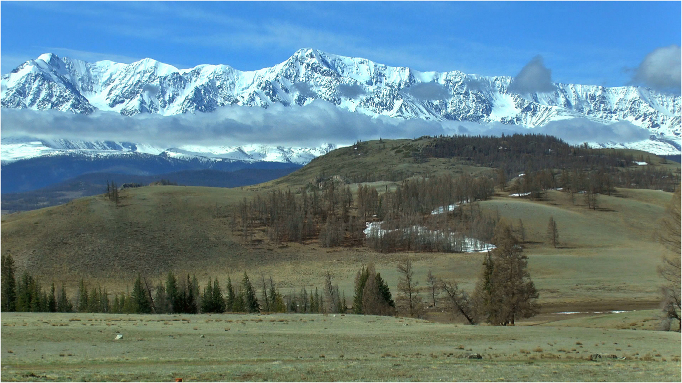 Курайская степь. Долина реки Тыдтуярык. Источник у села Ортолык. Закат у озер Кош-Агача