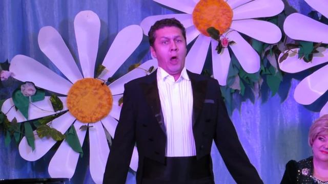 "Ходили мы походами". исп. Сергей Муртазин. Муз. гостиная "Лето..". 17.06.2018г