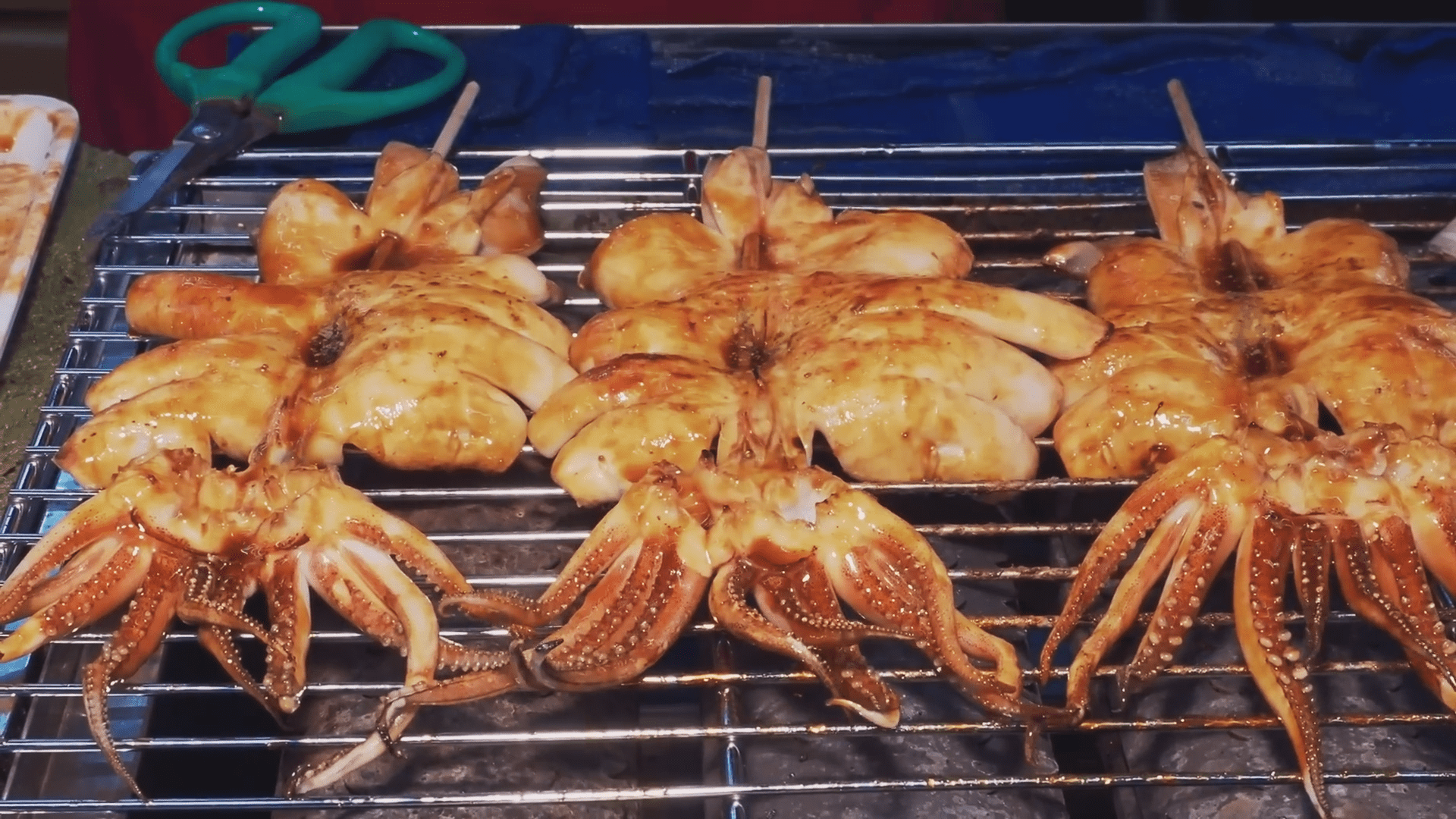 12 киосков тайваньской кухни. Уличная еда