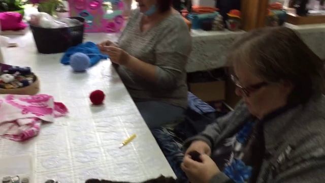 Спасибо от серебряного волонтера: «У нас было свободное время, а сейчас мы востребованы»