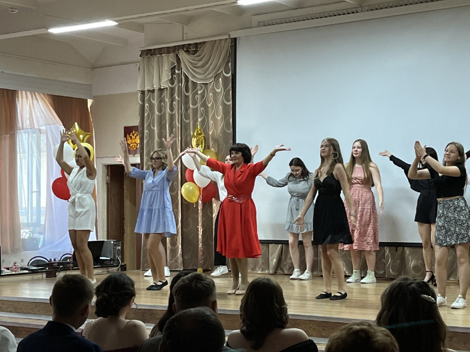 Выпускной 2022. Поздравление учителей