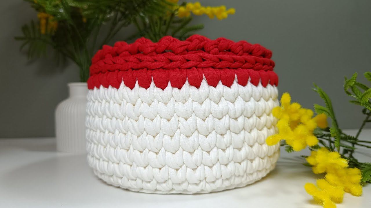 Корзина с ажурным верхом