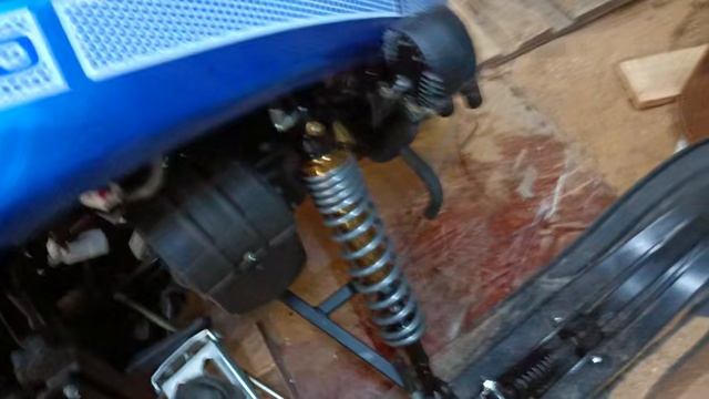 Новые амортизаторы.