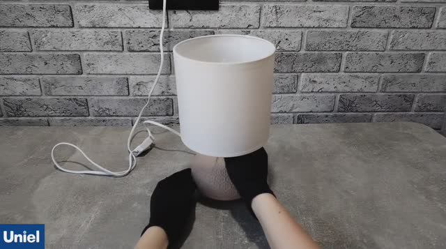 Настольный светильник Uniel UML-B302 E14 BROWN UL-00010753