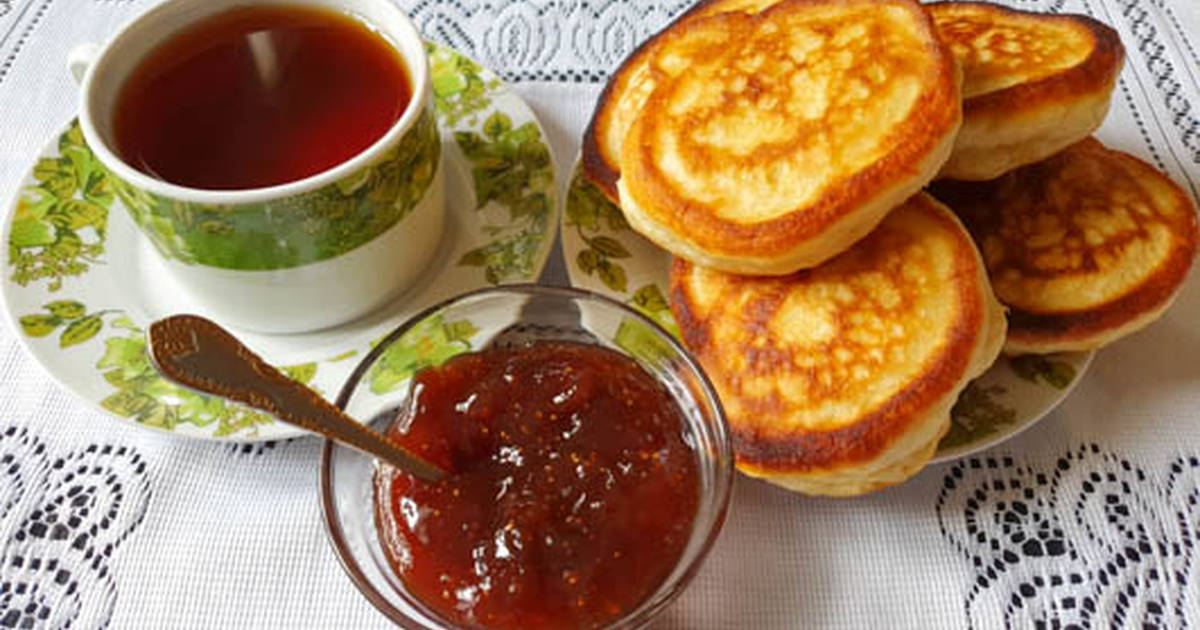 САМЫЙ ПРОСТОЙ РЕЦЕПТ ОЛАДУШЕК. Пышные оладьи на кефире.Рецепт пышных оладушек.