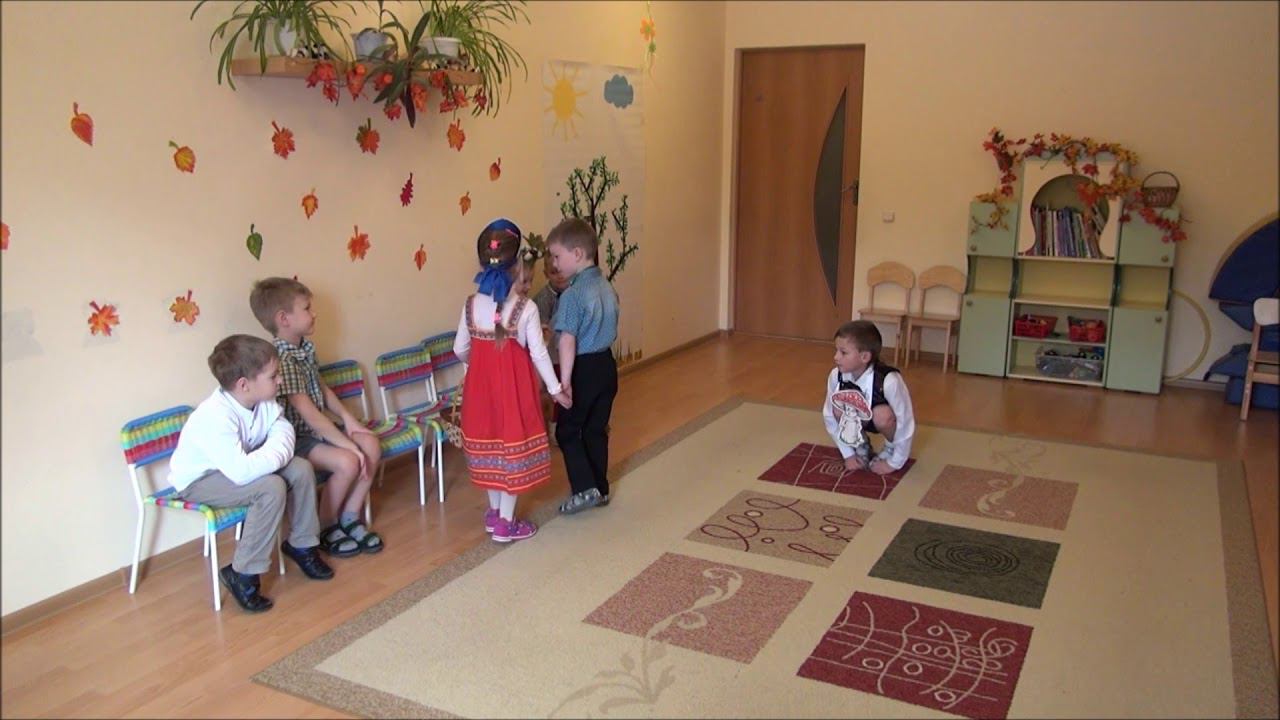 Осенний хоровод. Мухомор в лесу 2 вариант