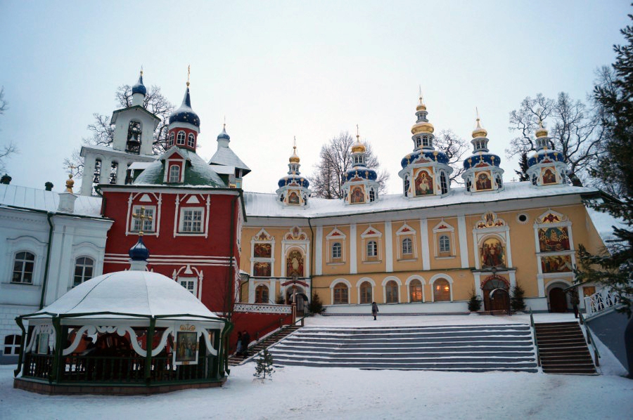 Успенский Псково-Печорский Монастырь. Самая необычная крепость древней Руси.