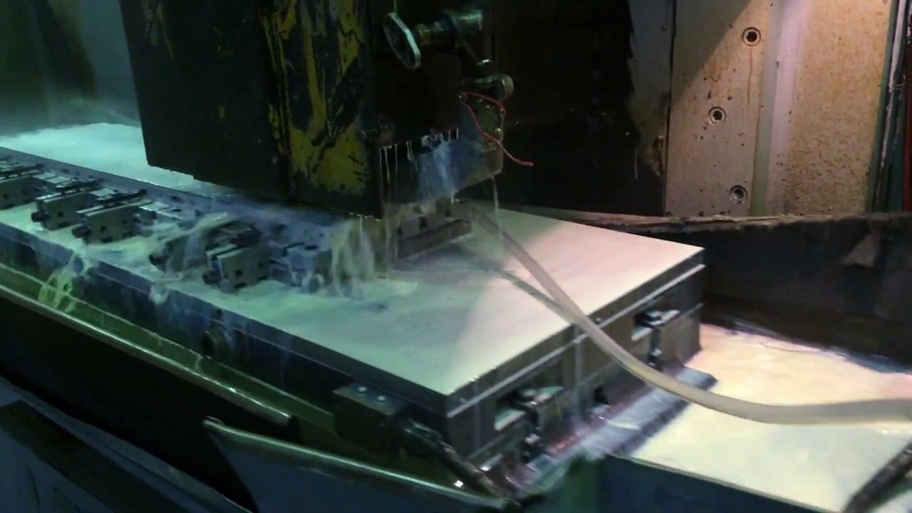 Шлифовка титановых листов на вакуумных решетчатых столах