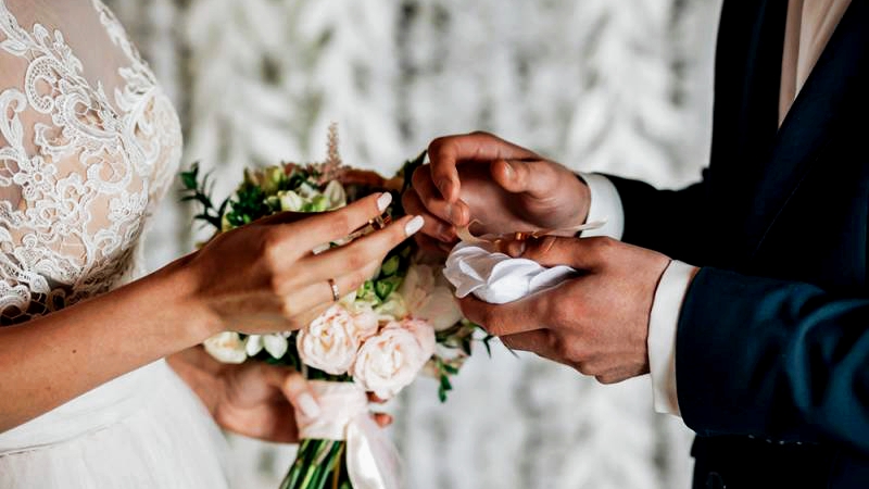 На свадьбе песня для взрослого поколения гостей )))