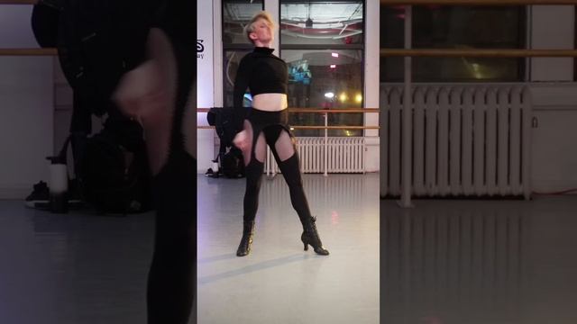 Girl Dance ?+? Ascent ? Trance Music ? Vertical Video ?