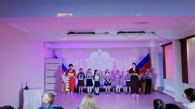 Литературно-музыкальная композиция "И в каждом сердце не забыты героев павших имена" 2021 г.