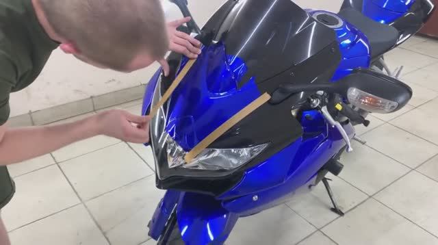 Оклейка в винил мотоцикла Suxuki Gsx-R 600