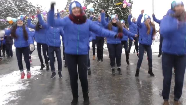 АРТЕК TV - 2017_ Вкусно и весело_ Артековское мороженое на открытии первой смены 2017 года.mp4