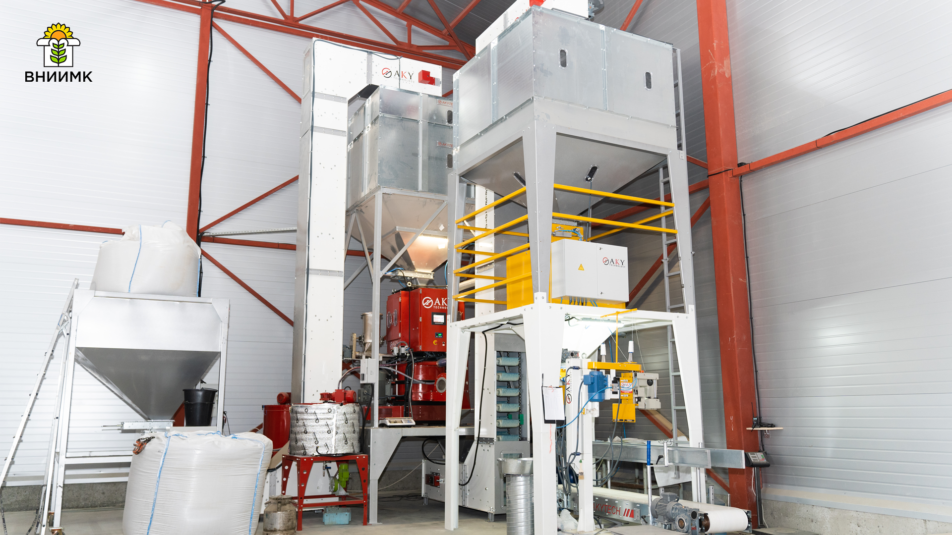 Инкрустирование семян подсолнечника – основа защиты культуры от болезней и почвообитающих вредителей