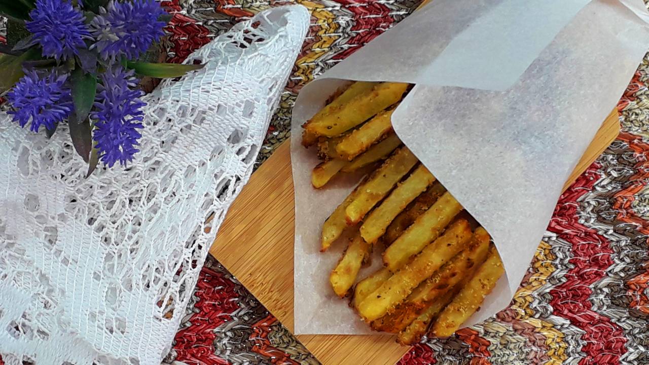 Рецепт Картошки Фри в Духовке, Приготовленной с Минимальным Количеством Масла.